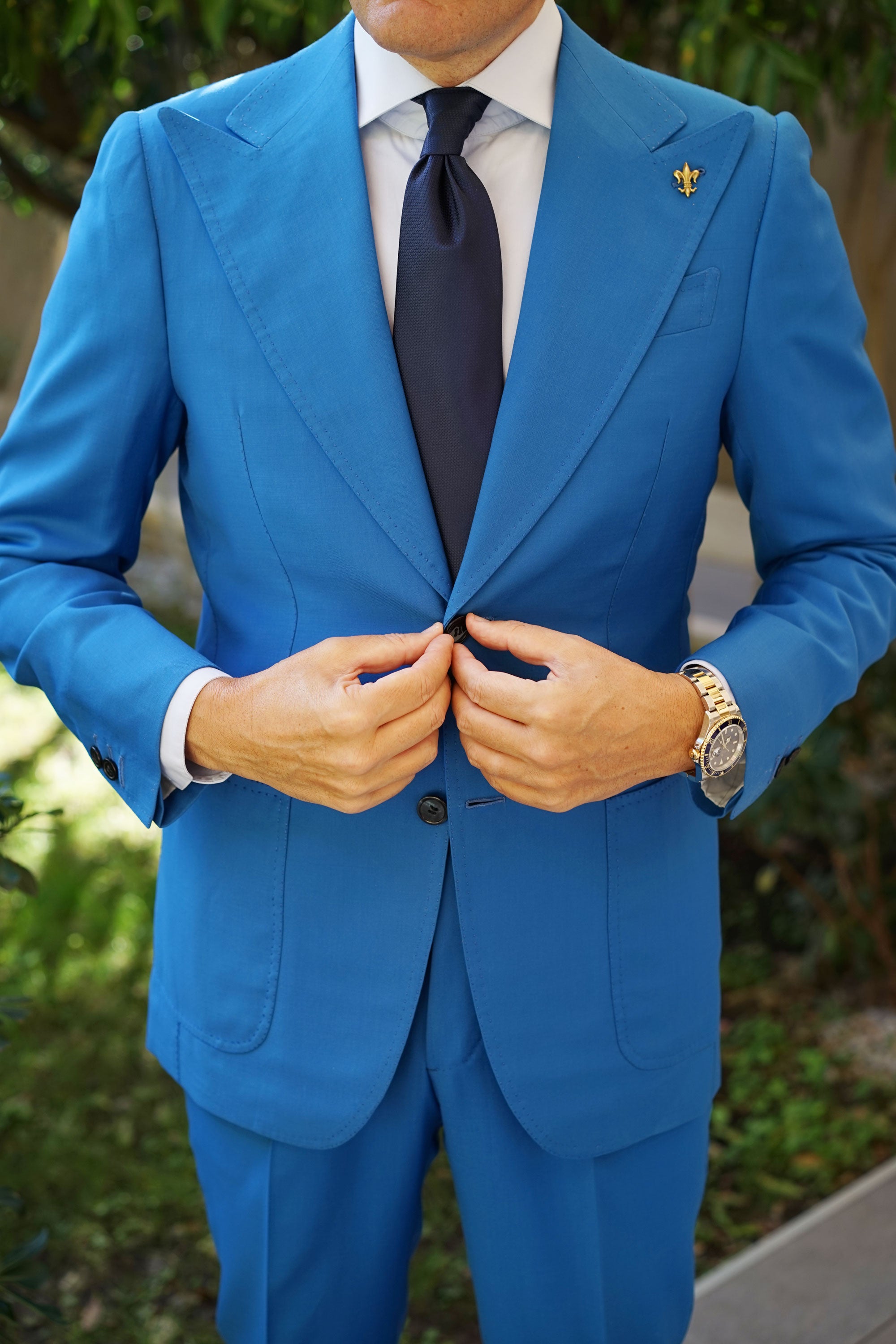 Antique Gold Fleur De Lis Lapel Pin | Mens Royal Lily Metal Lapel Pins ...