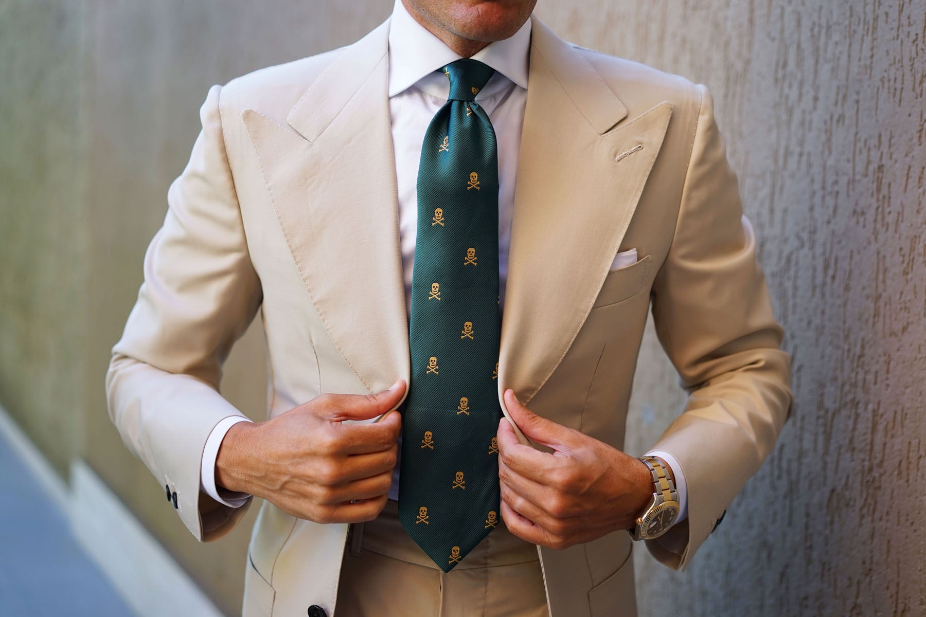 Skull & Crossbones Green Tie | Halloween Ties | Cool Neckties for Men ...